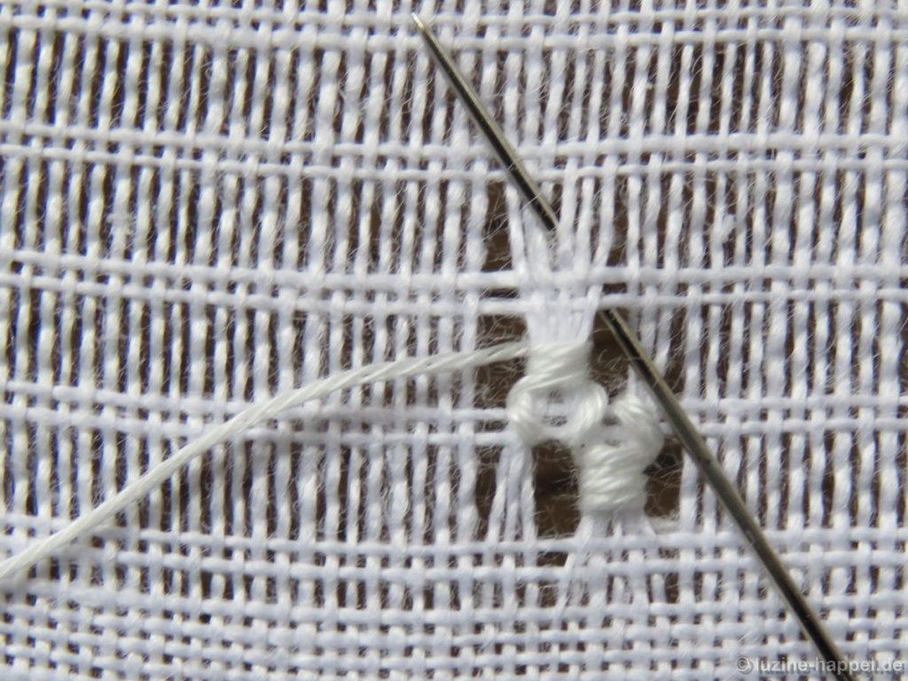 Simple drawn thread patterns Archive - Luzine Happel